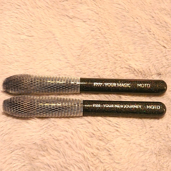 Motd | Makeup | Set Of Motd Brushes F555 And F777 | Poshmark